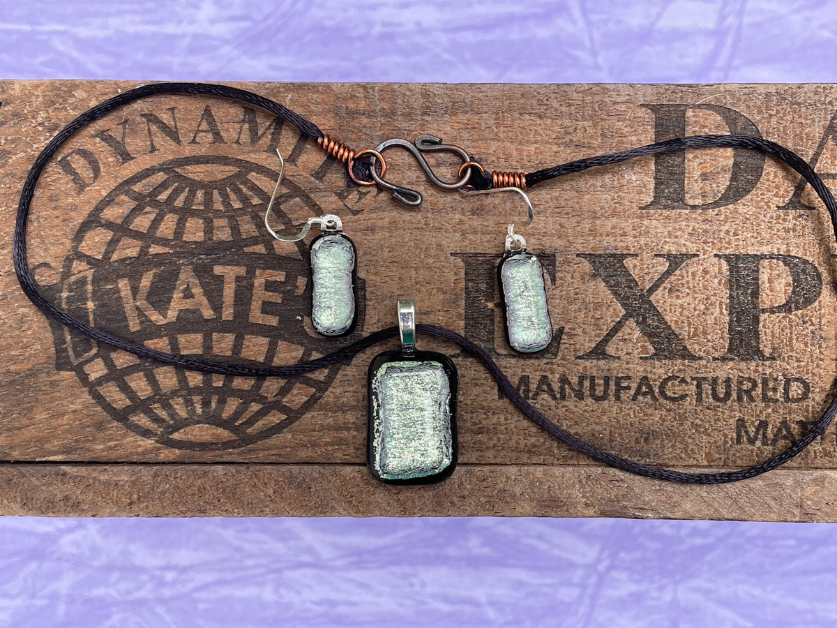 Light Gold Dichroic Glass Set – Kate's TNT